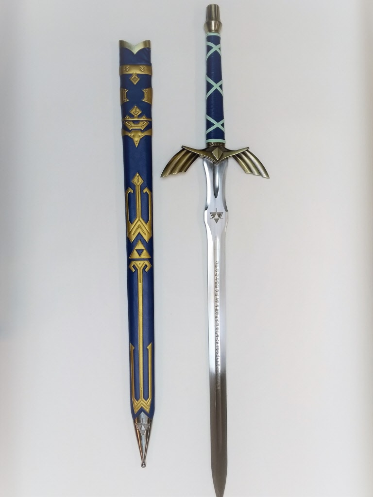 Legend of Zelda - Skyward Sword: Deluxe Replica Master Sword